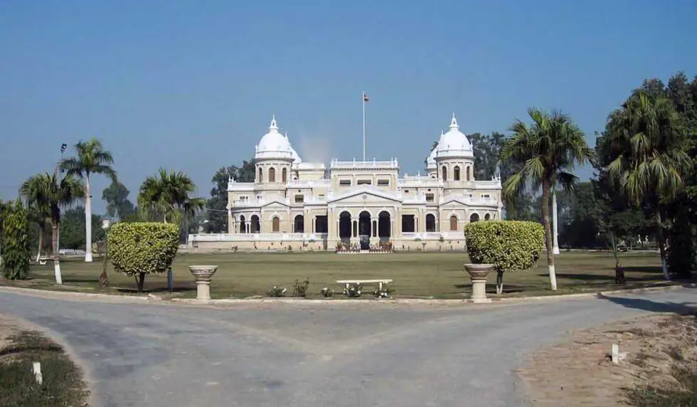 Gulzar Mahal (Palace) - Bahawalpur